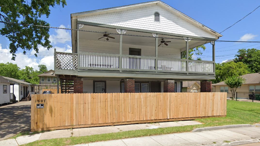 Airline House | Houston, TX