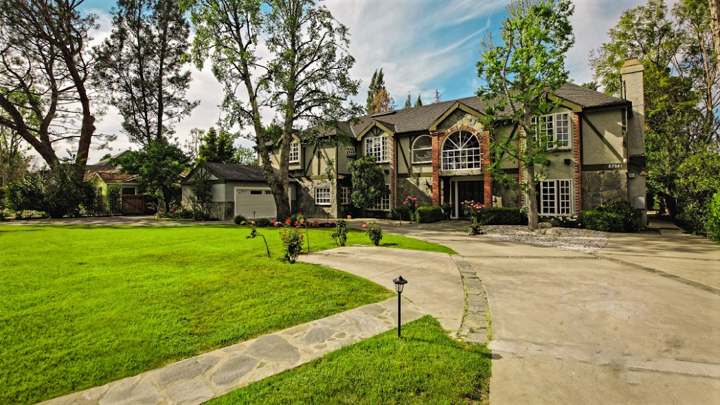 Harmony Place | Woodland Hills, CA