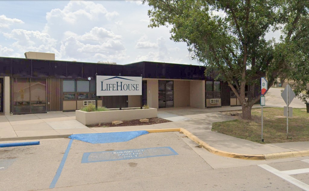 LifeHouse Villa De Esperanza | Carlsbad, NM