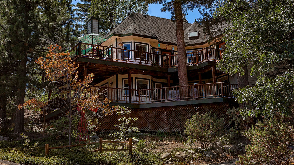 Hower Lodge – Closed | Blue Jay, CA