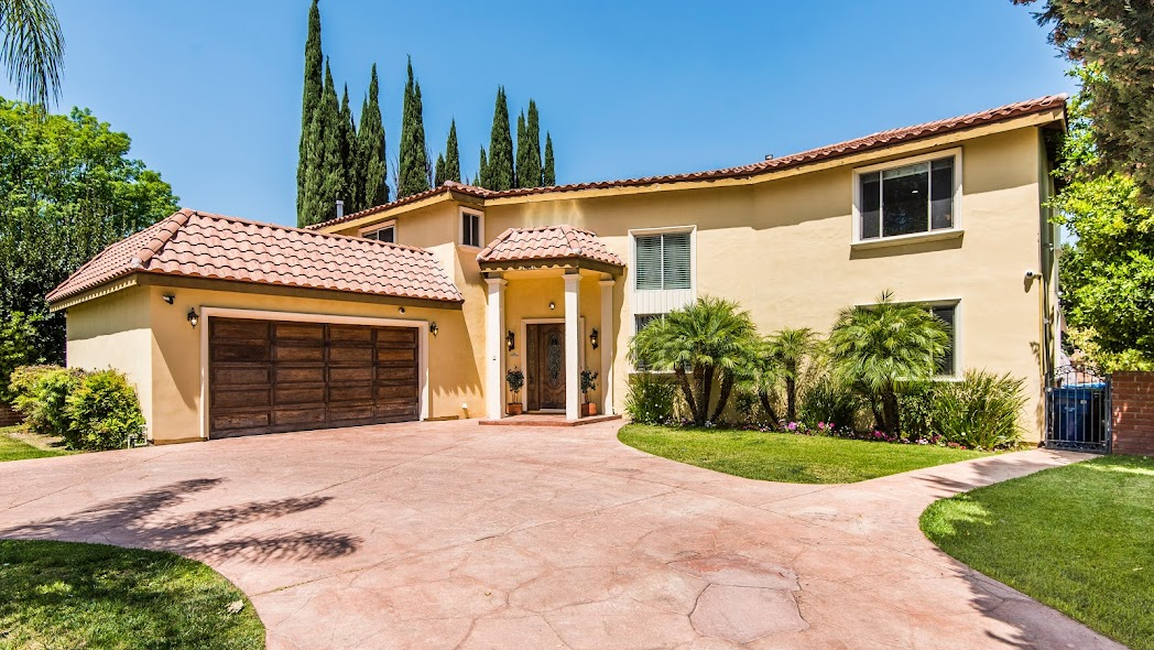 Iris Healing Retreat | Woodland Hills, CA