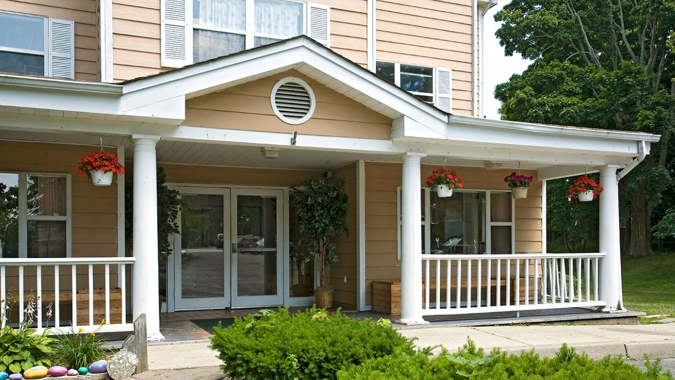 Phoenix House – The Edward D. Miller Center | Ronkonkoma, NY