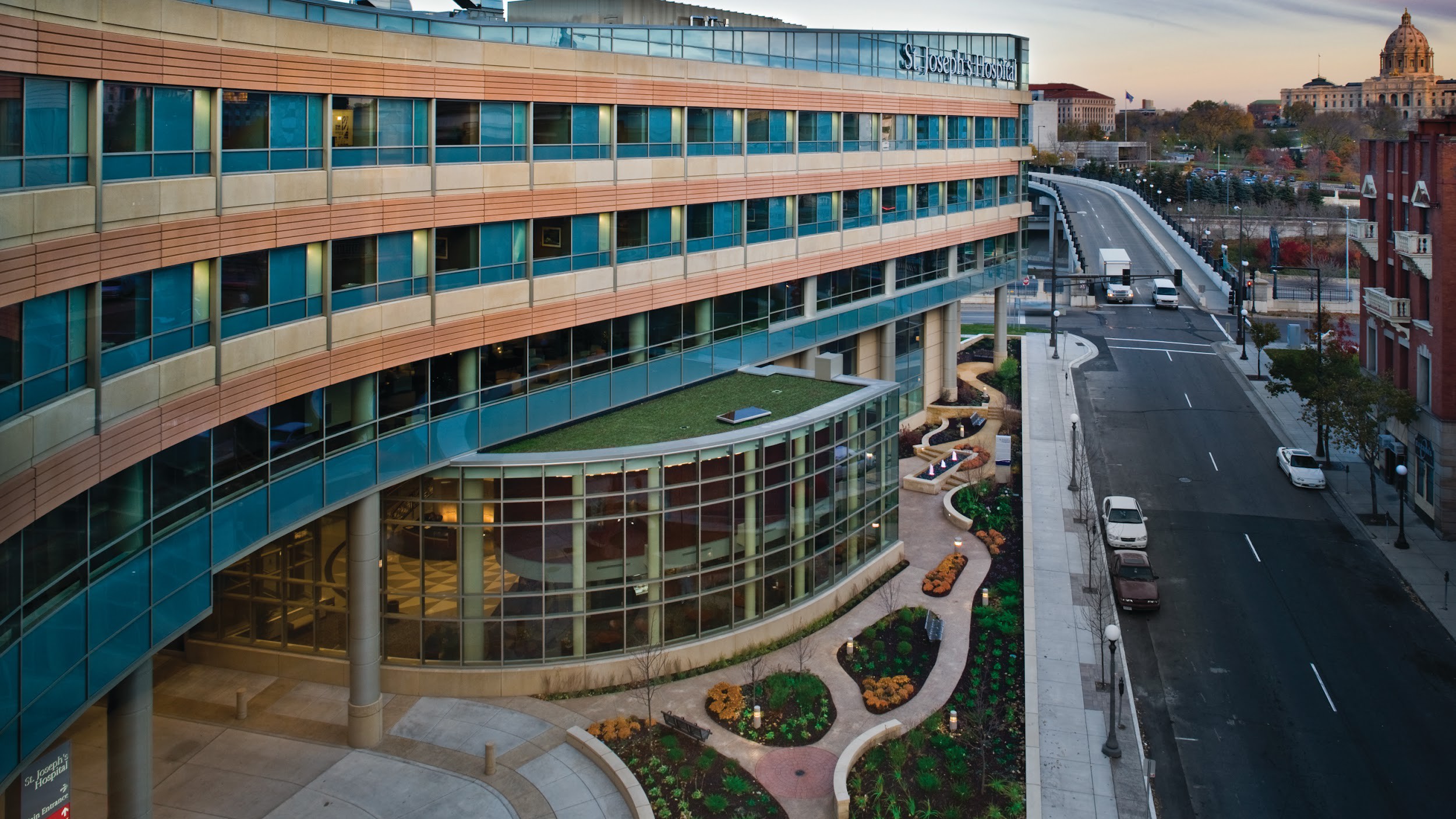 M Health Fairview St. Joseph’s Campus | Saint Paul, MN