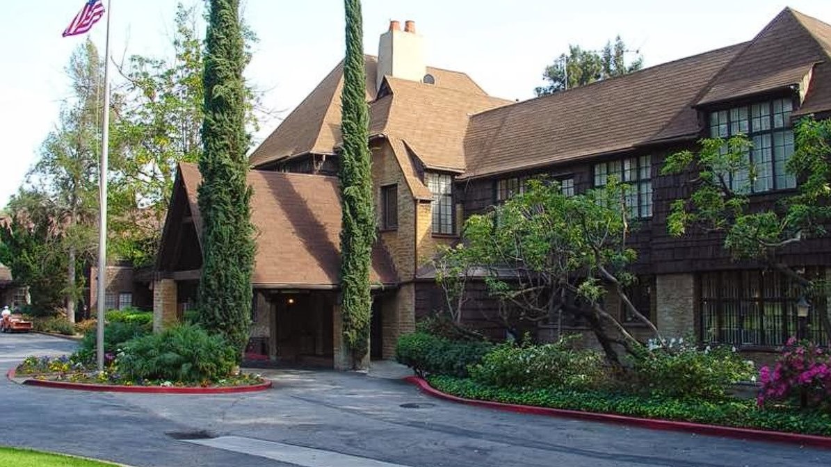 Las Encinas Hospital | Pasadena, CA